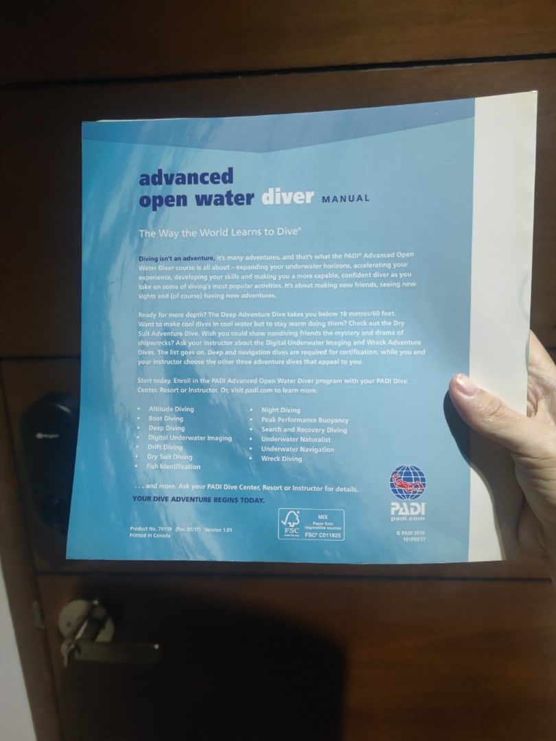 PADI advanced open water scuba dive book, Hobbies & Toys, Books ...