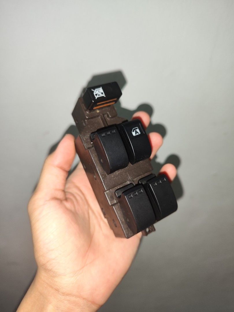 Perodua Axia Original Power Window Switch, Auto Accessories on Carousell