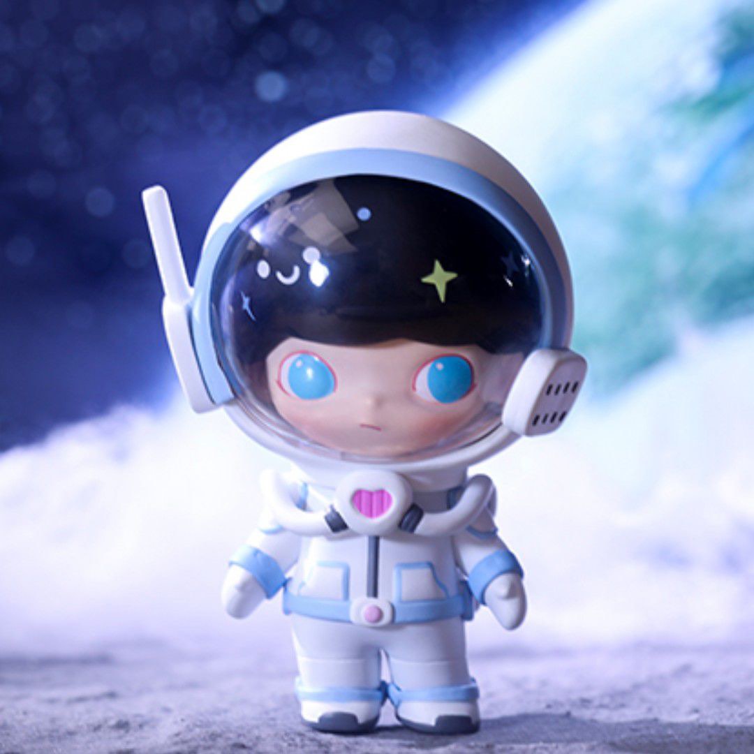 Popmart dimoo astronaut, Hobbies & Toys, Toys & Games on Carousell