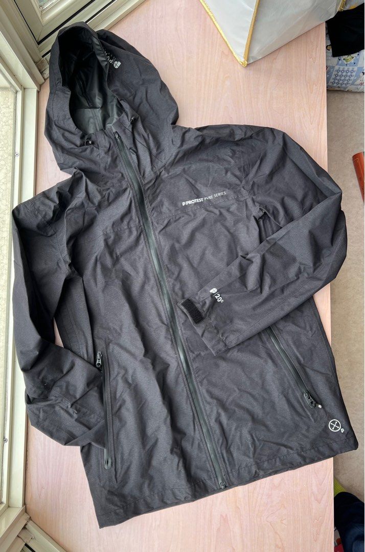 Protest pvre series 20k size L MENS 防風防雨外套 黑色, 他的時尚, 外套、夾克、大衣在旋轉拍賣