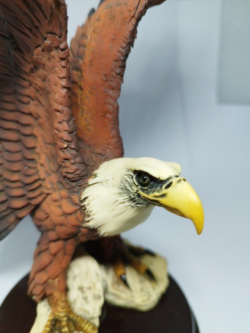Rare DEAR Flying Eagle Sculpture by A. Belcari, 興趣及遊戲, 收藏品及紀念品, 古董收藏 ...