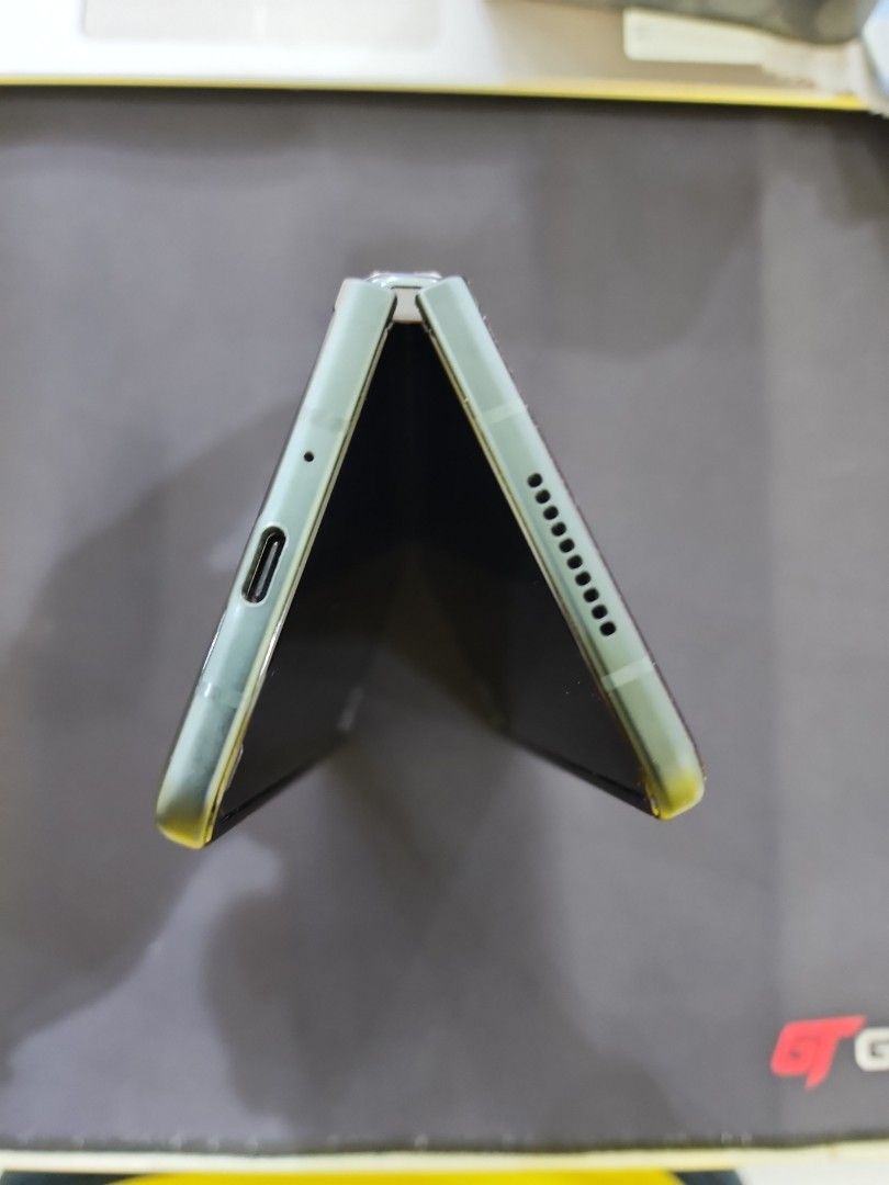 Samsung galaxy Z Fold 3 256gb, Mobile Phones & Gadgets, Mobile Phones, Android Phones, Samsung ...