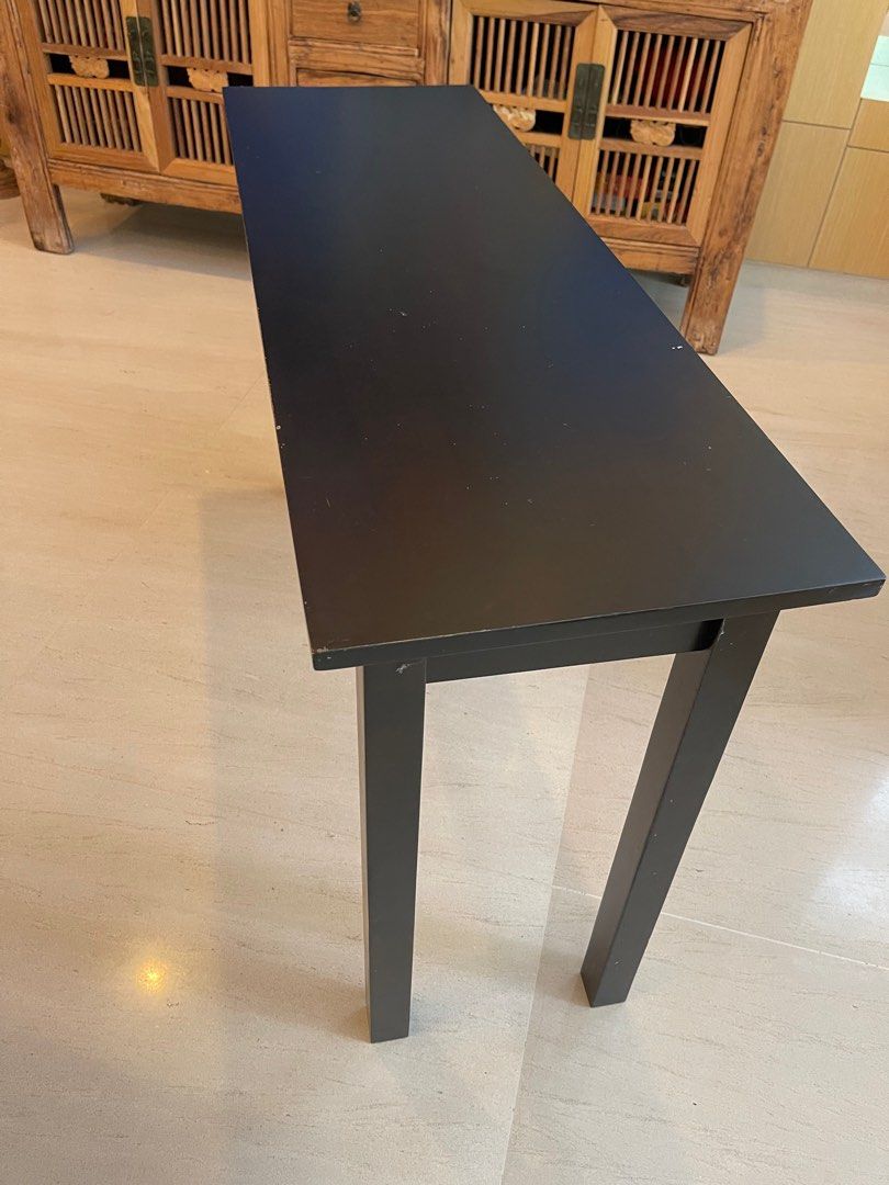 Simple elegant table that can be used for multiple purposes, Furniture ...