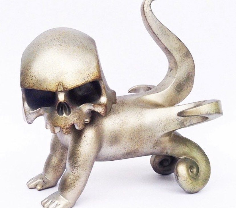 Skullman x Gums Production Kaiju Giant Larva Skull Vinyl Figure, TTE ...