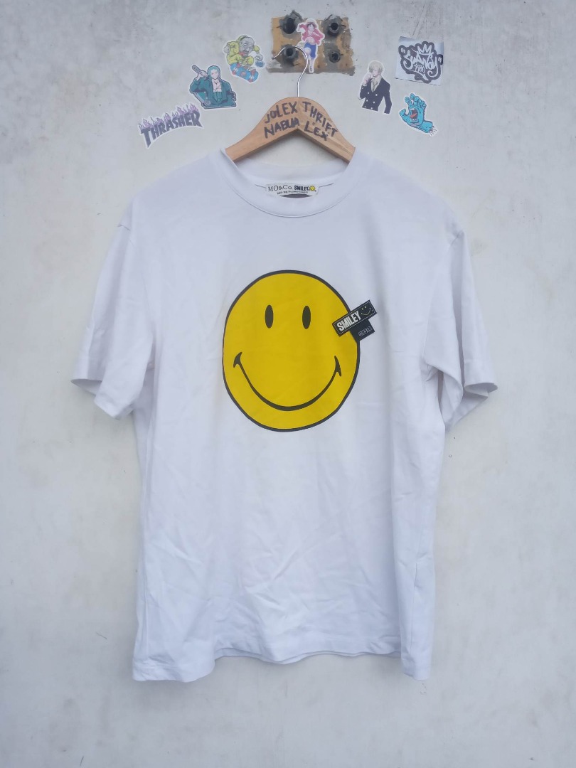 SMILEY MO & CO WHITE TSHIRT on Carousell