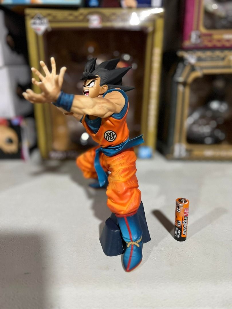 Son Goku - Dragon Ball Z - DBZ - Kamehameha Wave - Banpresto Figure on ...