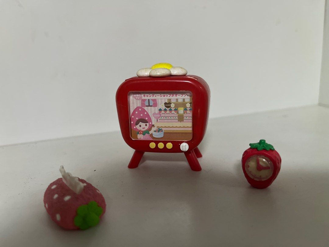 Strawberry miniature set / strawberry tv, Hobbies & Toys, Memorabilia ...
