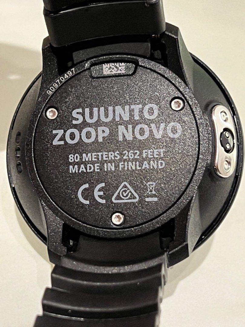 Suunto Zoop Novo Black - dive computer, Mobile Phones & Gadgets ...