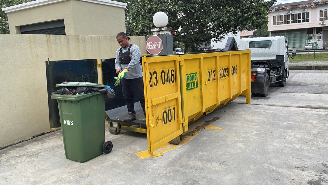 Tong Sampah Roro Untuk Anda, Services, Others on Carousell