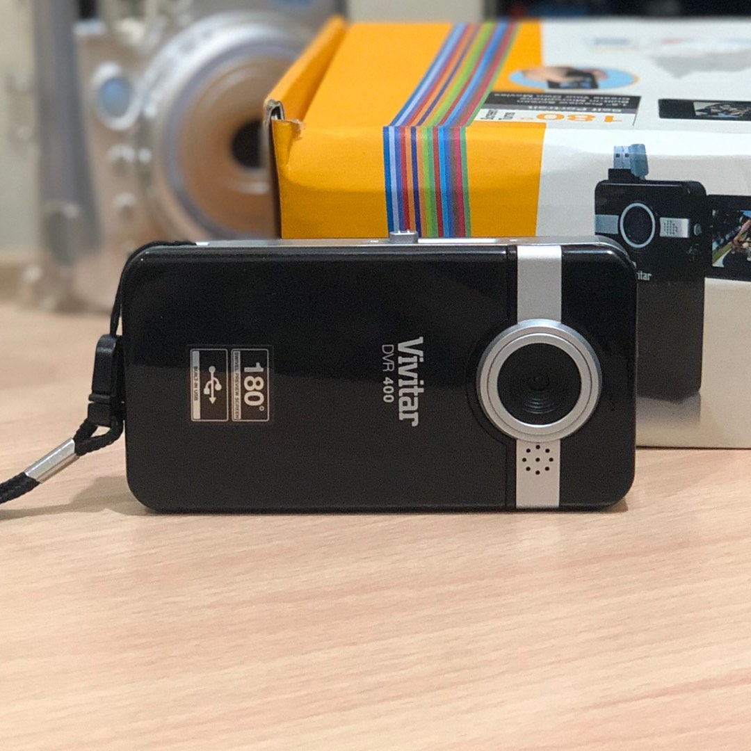 VIVITAR DVR 400, Photography, Cameras on Carousell