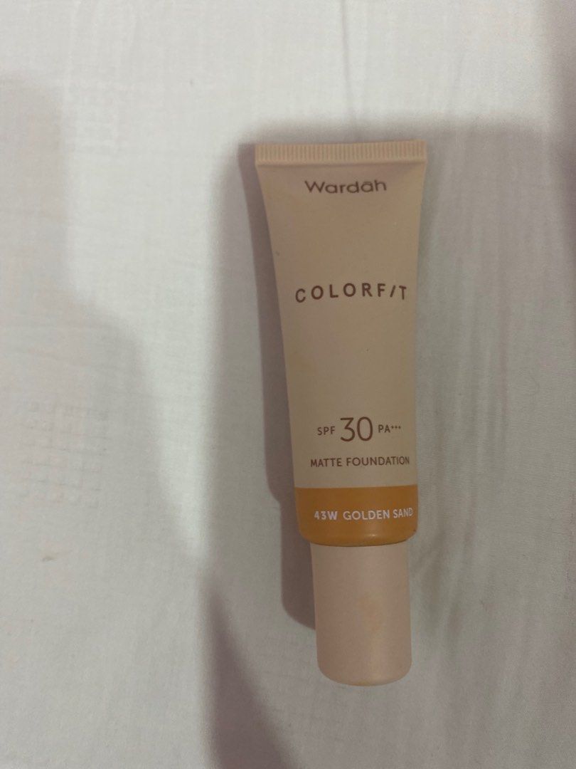 Wardah Colorfit Foundation, Beauty & Personal Care, Face, Makeup on ...