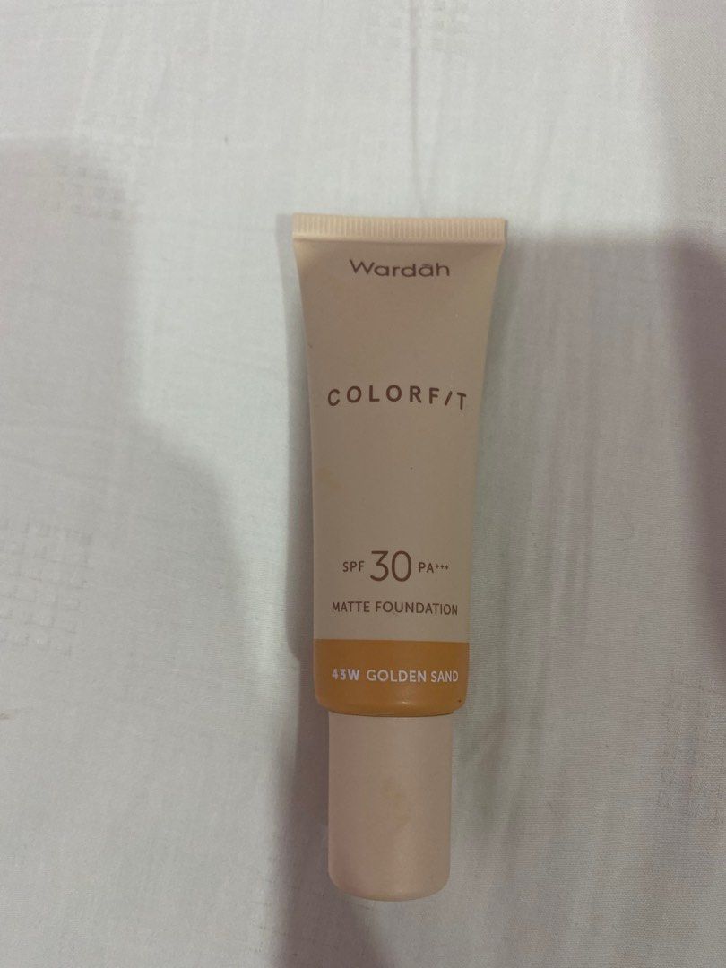 Wardah Colorfit Foundation, Beauty & Personal Care, Face, Makeup on ...