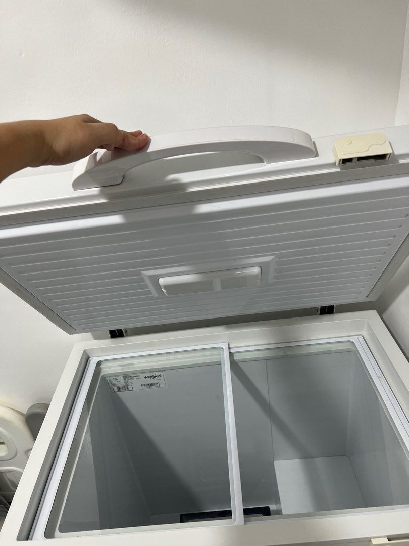 Whirlpool 6 cu. Ft Dual function chest freezer/chiller, TV & Home ...