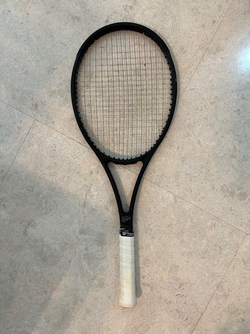 Wilson RF Pro Staff 97 v11, Sports Equipment, Sports & Games, Racket ...