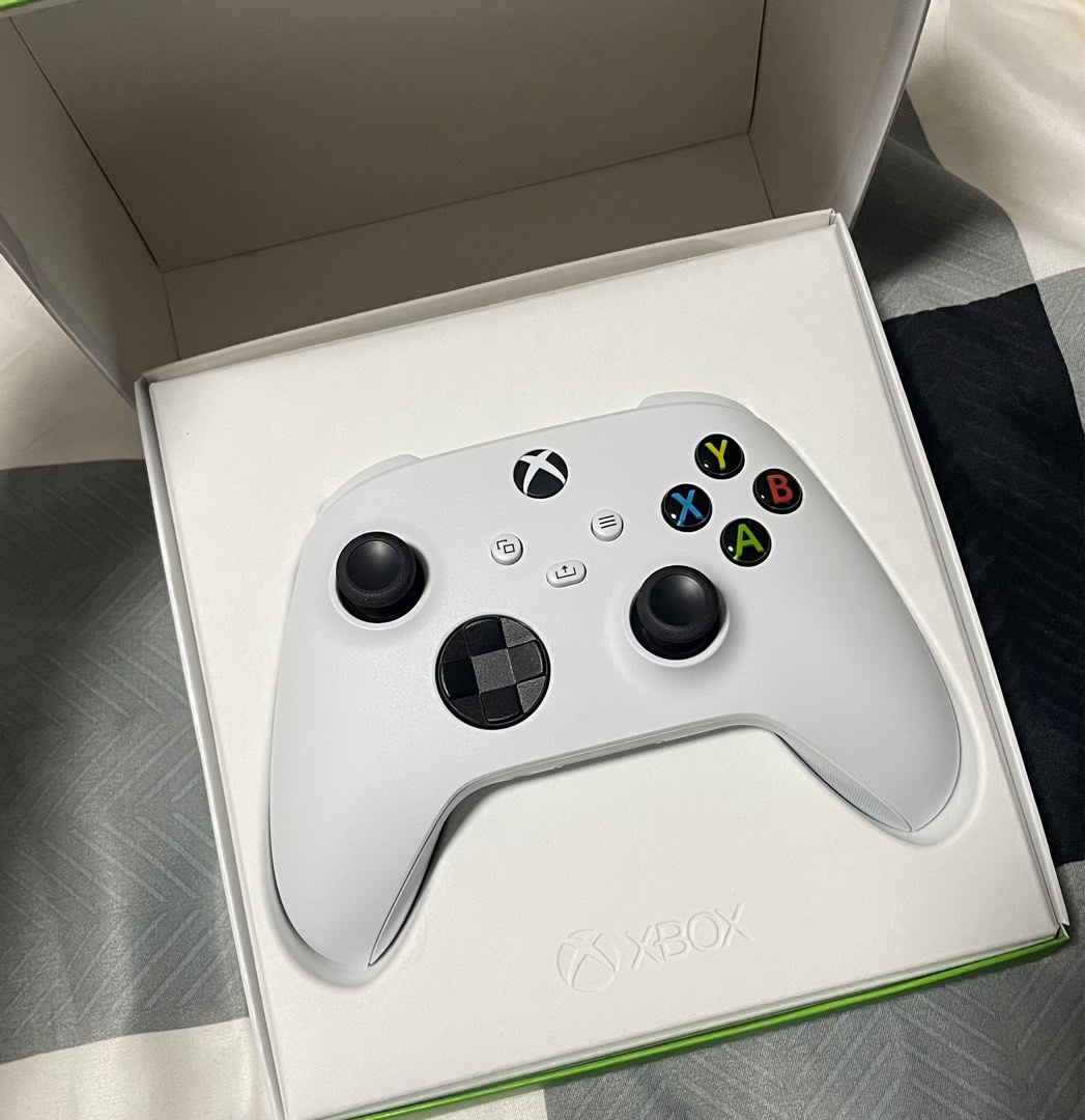 Xbox One series X wireless controller, Video Gaming, Video Game ...