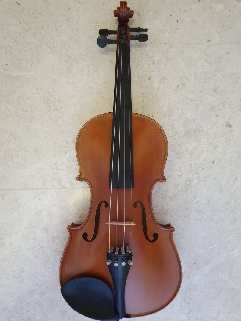 [LIKE NEW] Yamaha Violin V5SA 4/4, Hobbies & Toys, Music & Media ...