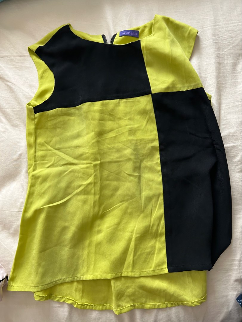 Yellow Top, Fesyen Wanita, Pakaian Wanita, Atasan di Carousell