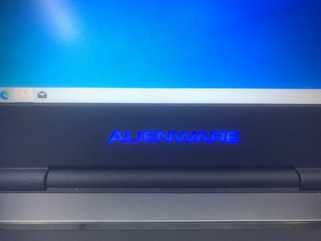 Alienware R17 inc Core i7 4900 Ram 32GB,SSD 256GB,Win 10 $450 ...