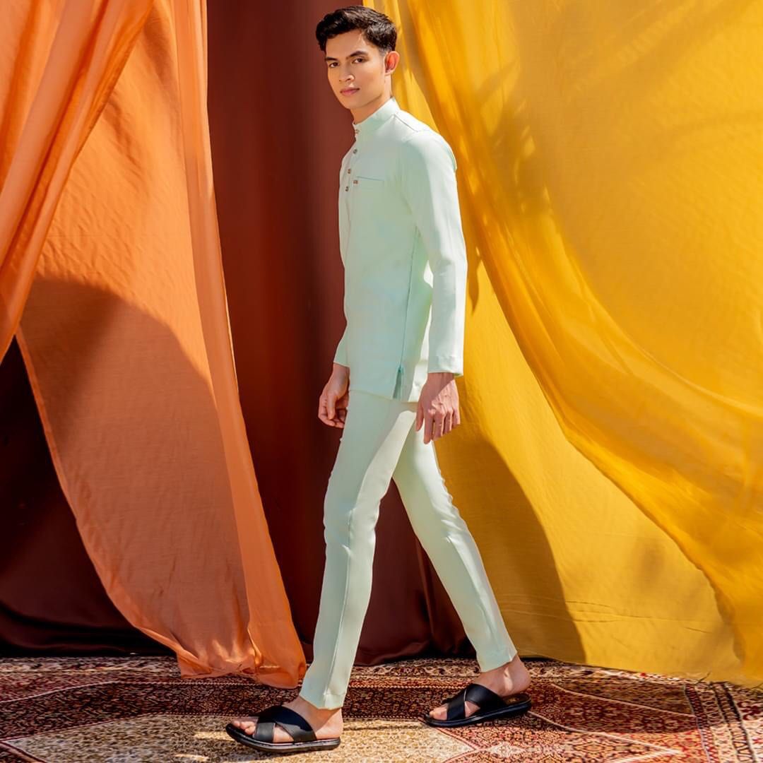 Baju melayu by Rifal Exclusive, Men's Fashion, Muslim Wear, Baju Melayu ...