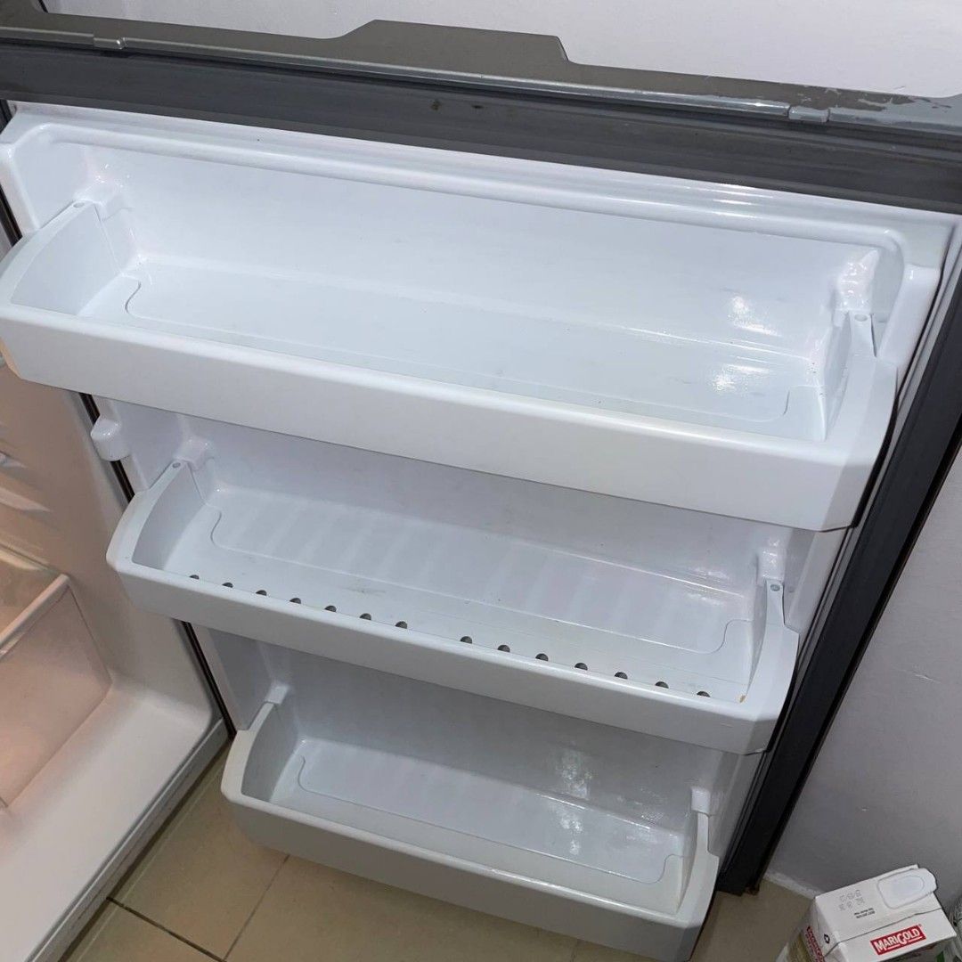 Medium Bar Fridge 119L (Compact and Small), TV & Home Appliances ...