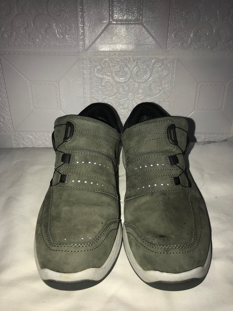 Black yak, Men's Fashion, Footwear, Casual Shoes on Carousell