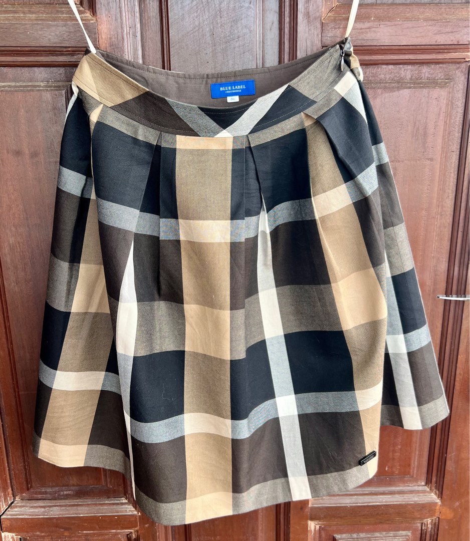 Blue Label Crestbridge, Women's Fashion, Bottoms, Skirts on Carousell