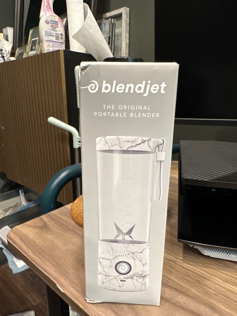 Limited Edition Blendjet 2 - White Marble color, Furniture & Home ...