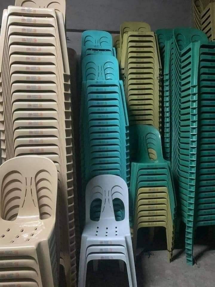 Bodega Price Monoblocks chair on Carousell