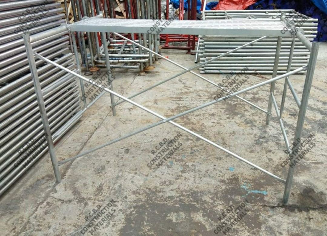 Brand New G.I. Scaffolding Set 1.2m x 1.2m Sched 20 Heavy Duty Quality ...
