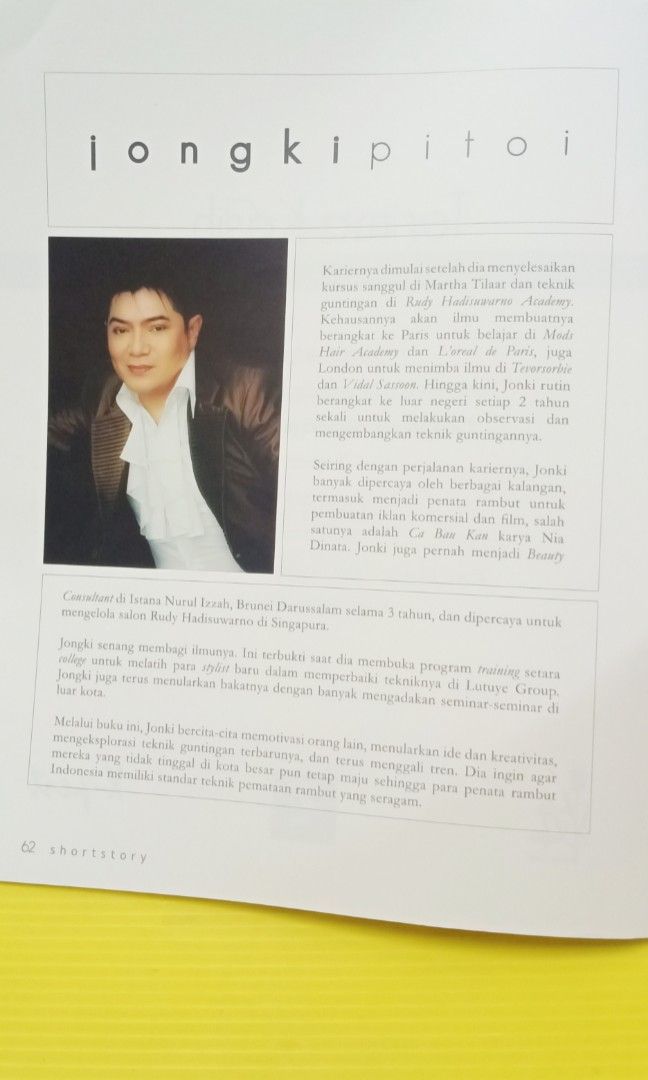 Buku hair cut short story by jonki pitoi, Buku & Alat Tulis, Buku di Carousell