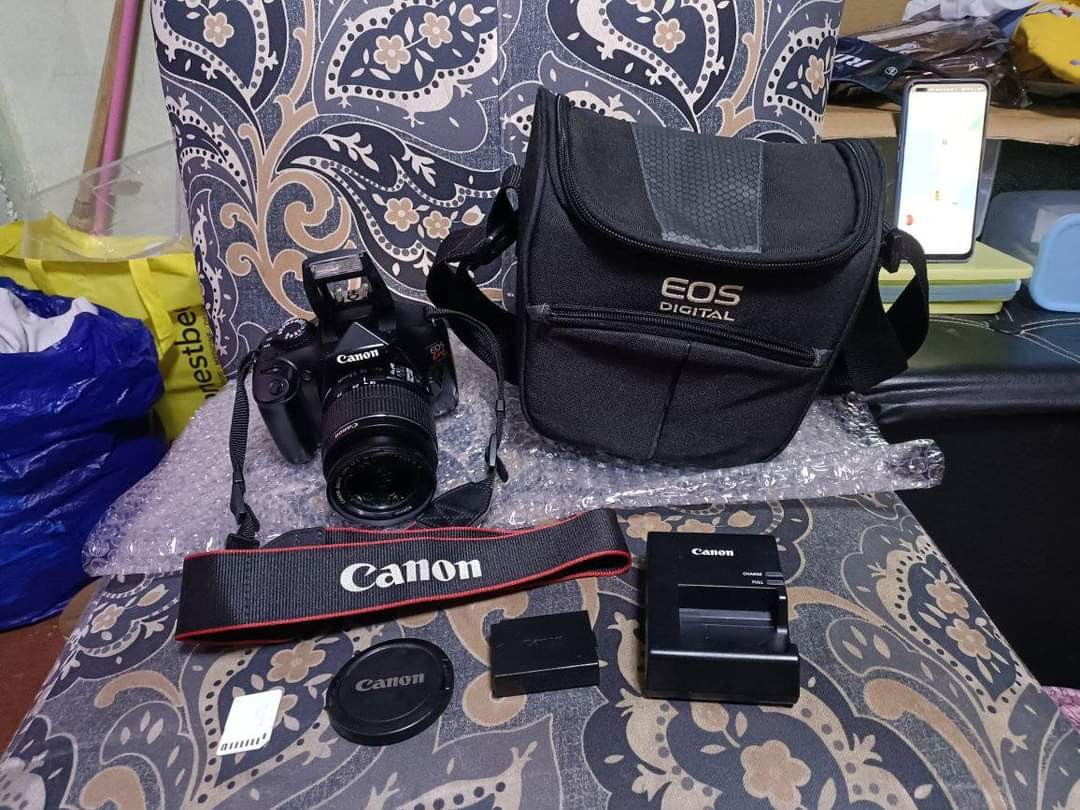 Canon Kiss X50 1100d 18-55mm Kitlens Set napo ito Gagamitin nalang po ...