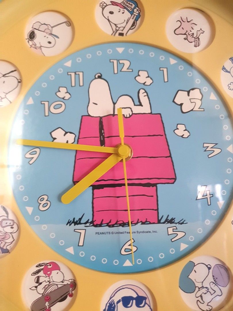 Classic Vintage Peanuts Snoopy Wall Clock on Carousell