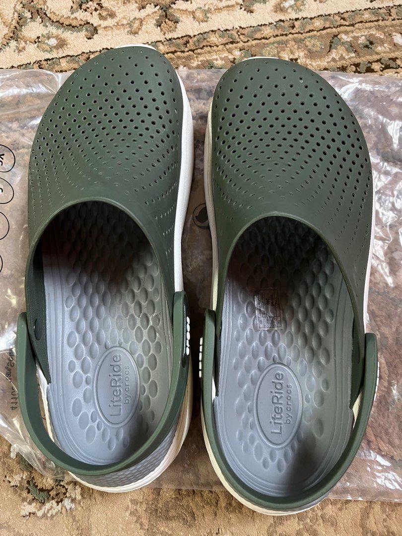 Crocs Literide Army Green Grey, Women's Fashion, Footwear, Flipflops ...