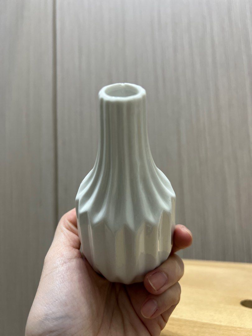 Daiso mini vase, Furniture & Home Living, Home Decor, Vases ...