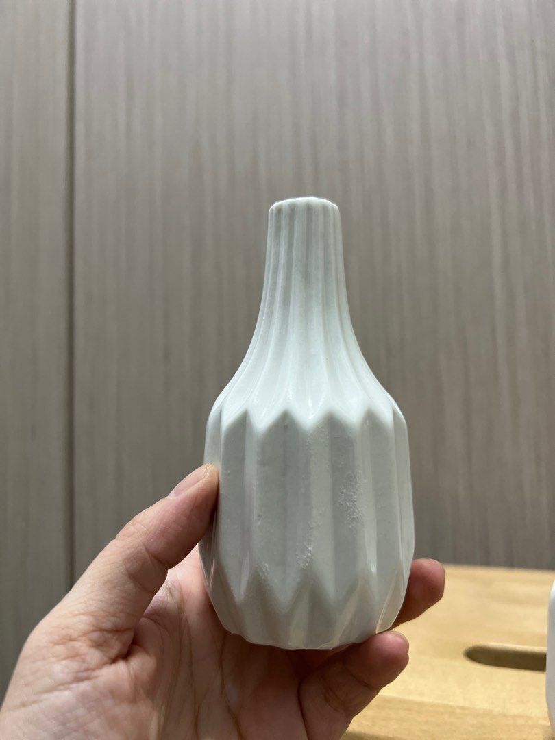 Daiso mini vase, Furniture & Home Living, Home Decor, Vases ...