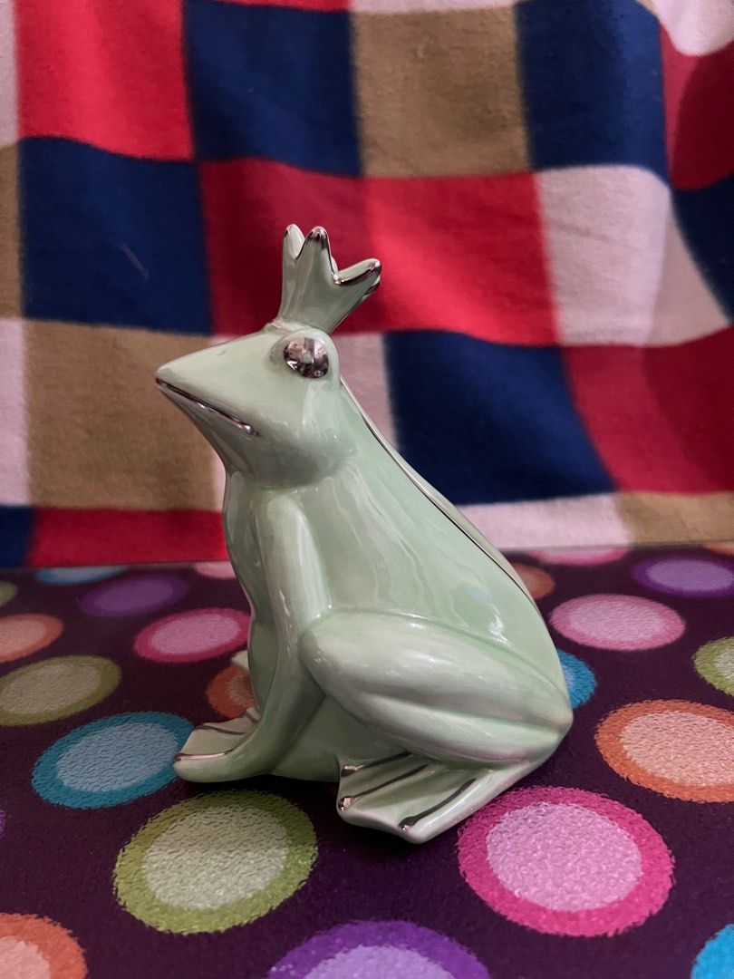 England Frog Display, Furniture & Home Living, Home Decor, Other Home ...