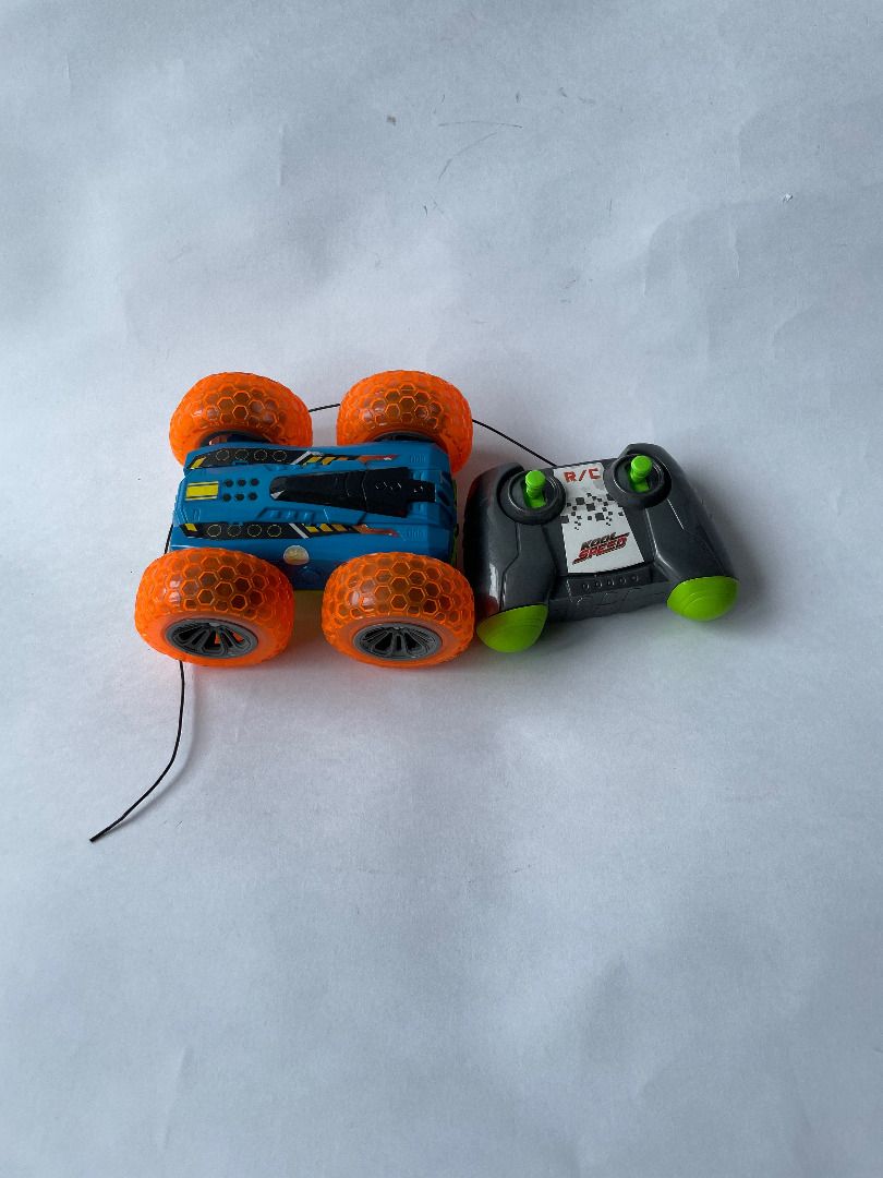 Flippable RC Car, Hobbies & Toys, Toys & Games on Carousell