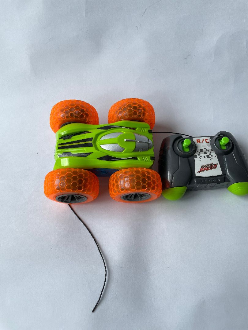 Flippable RC Car, Hobbies & Toys, Toys & Games on Carousell
