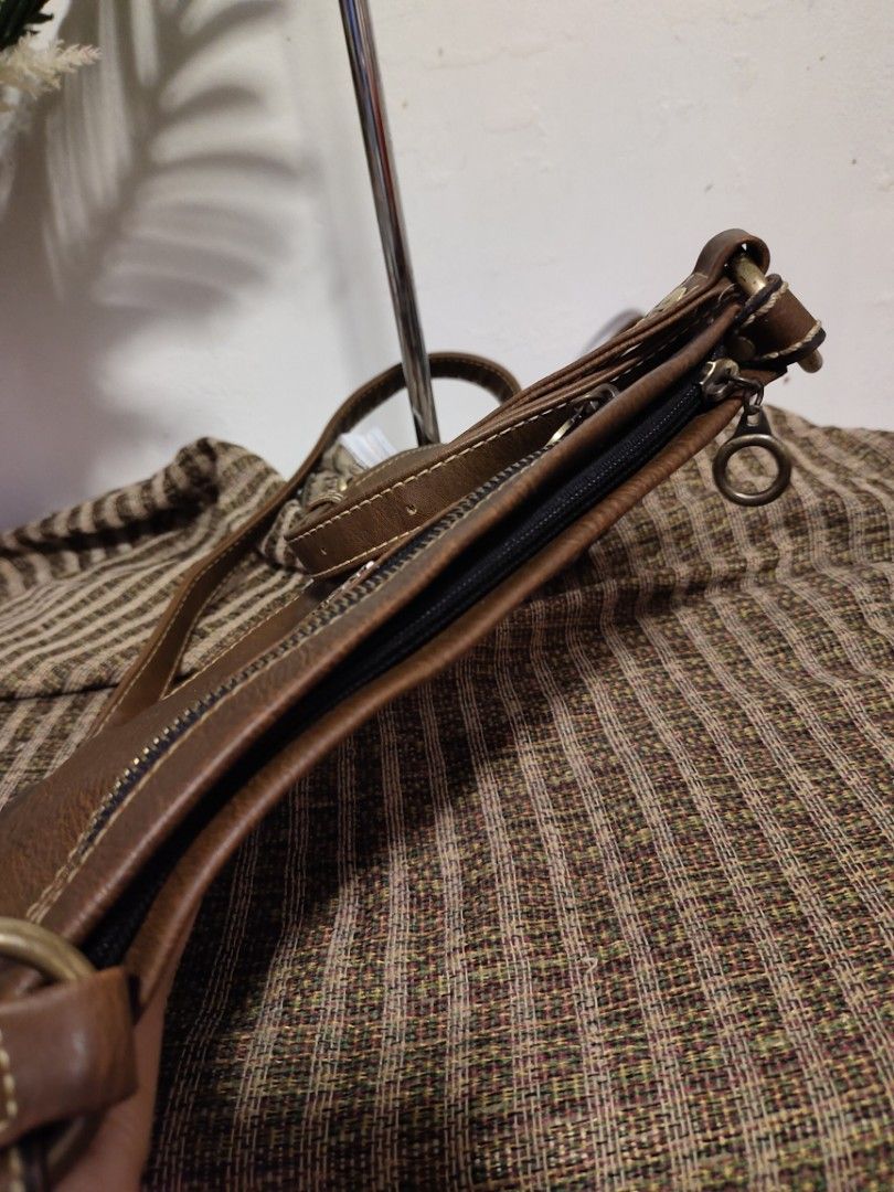 Fortune Duck Paris Roma Tokyo Crossbody Bag, Luxury, Bags & Wallets on ...