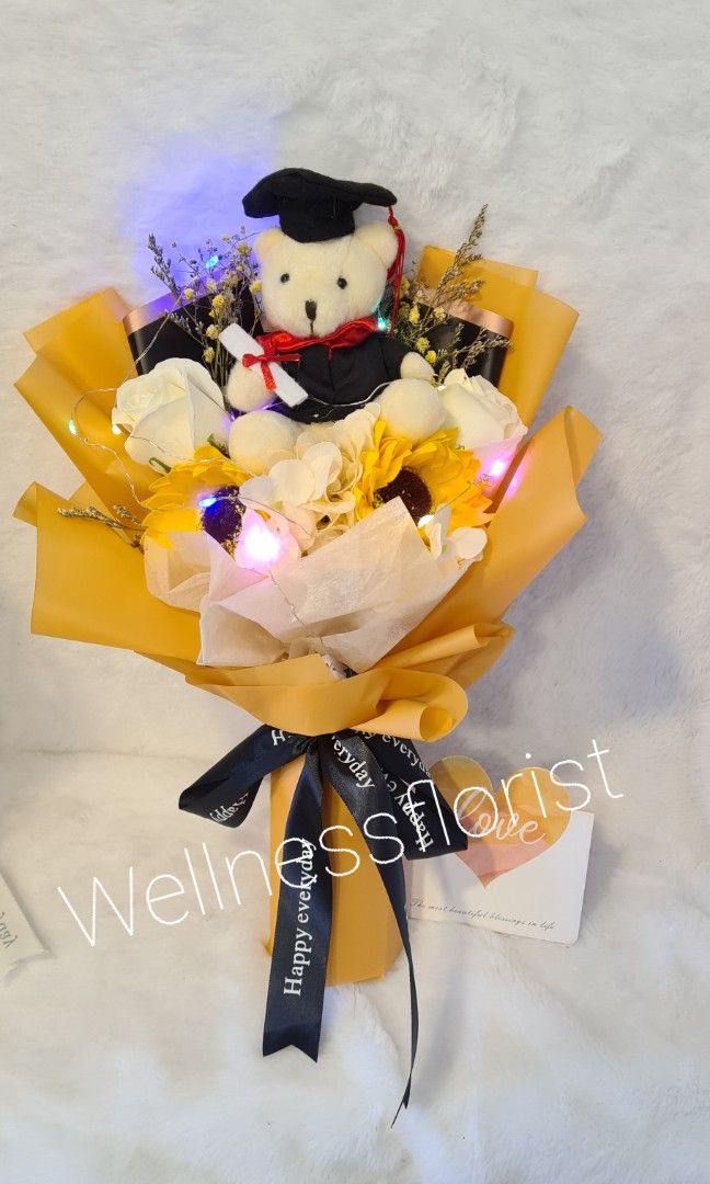 Graduation SunFlower bouquet (Graduation | Convocation), Hobbies & Toys ...