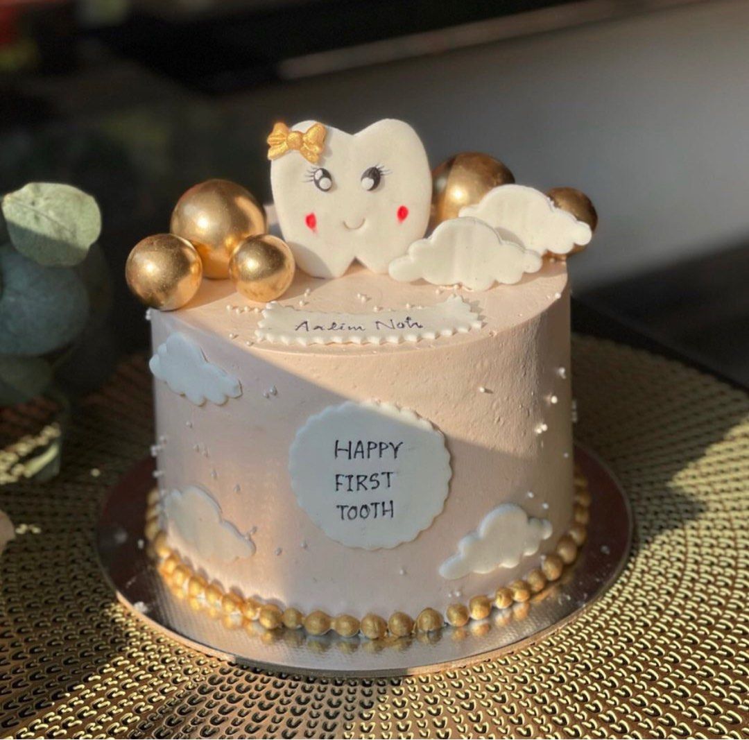 Halal cake / eggless cake /wedding cake /engagement cake/ mickey cake ...