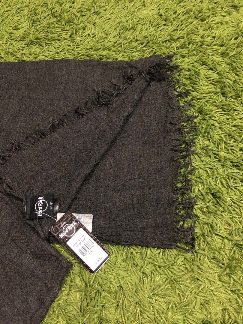 Hard Rock Cafe Feather-Edged Scarf, Women's Fashion, Watches ...