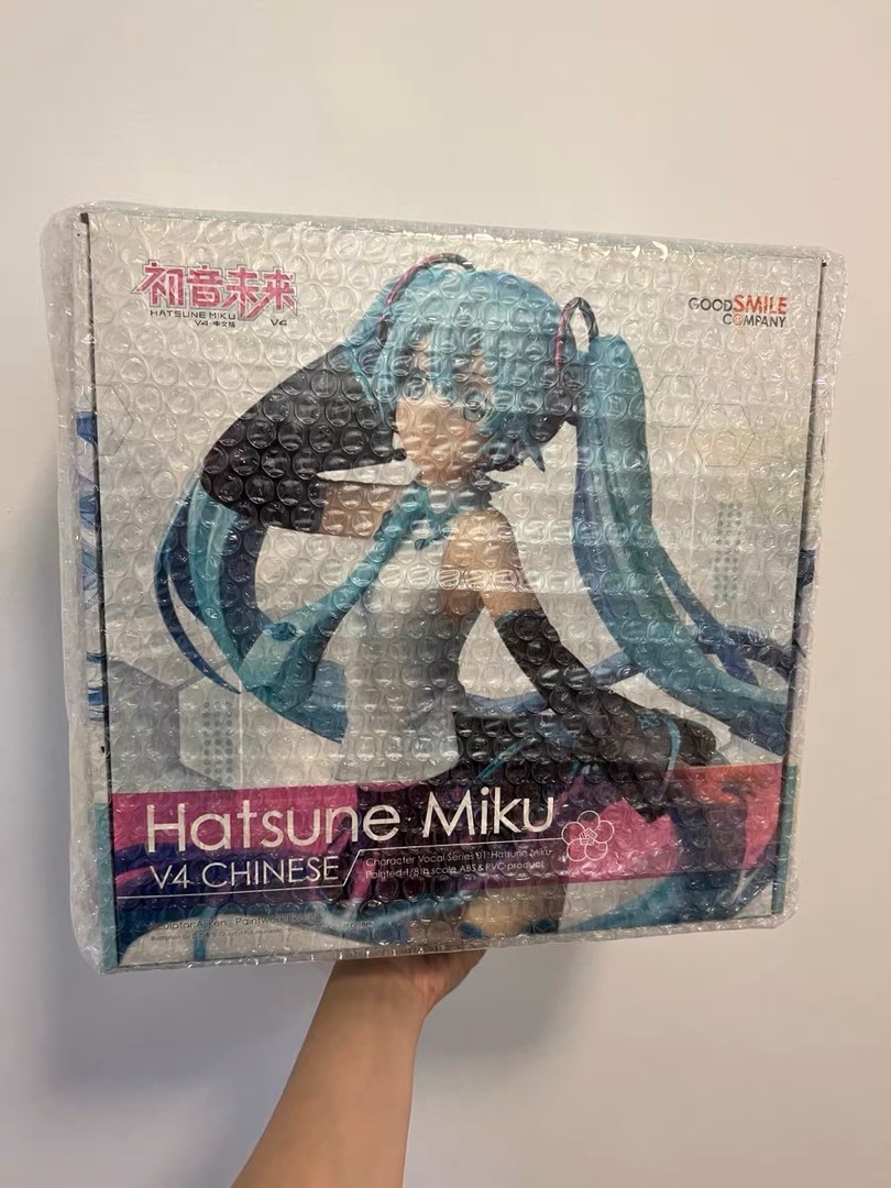 Hatsune Miku V4 Figurine (from Good Smile coy), Hobbies & Toys ...