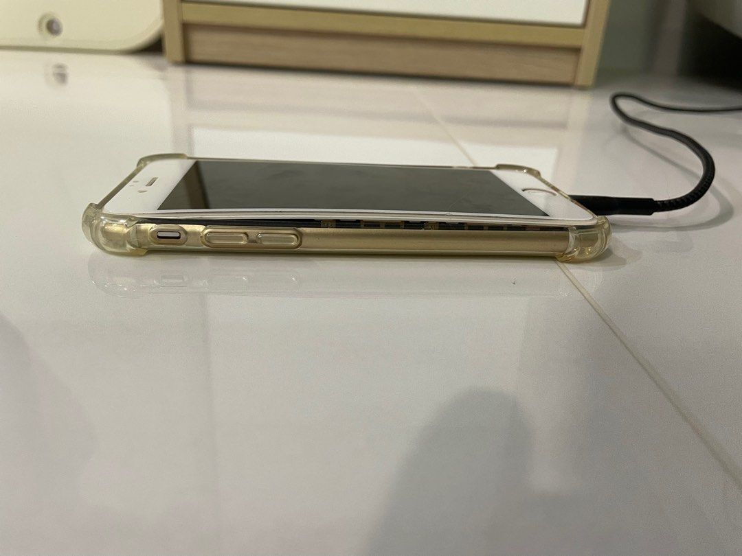 Heavily used (expanded/inflated battery), Mobile Phones & Gadgets ...