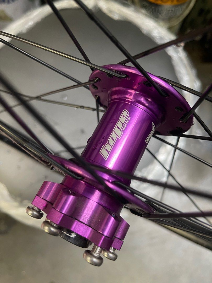 Hope pro 4 hub front wheel 27.5, Sports Equipment, Bicycles & Parts ...
