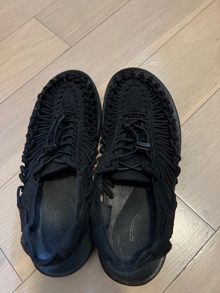Keen 涼鞋 unkeen EUR 41, 男裝, 鞋, 拖鞋 - Carousell