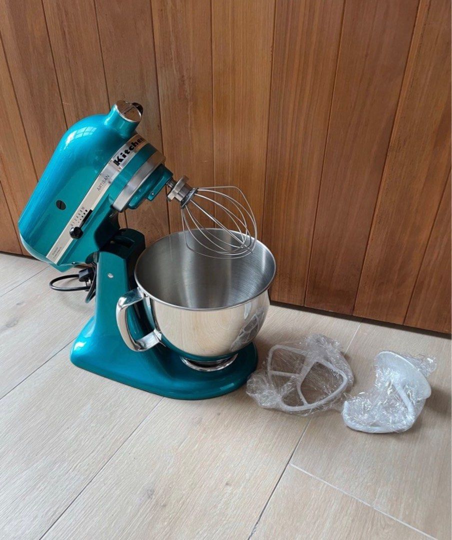 KitchenAid tilt-head stand mixer 5KSM150, TV & Home Appliances, Kitchen ...
