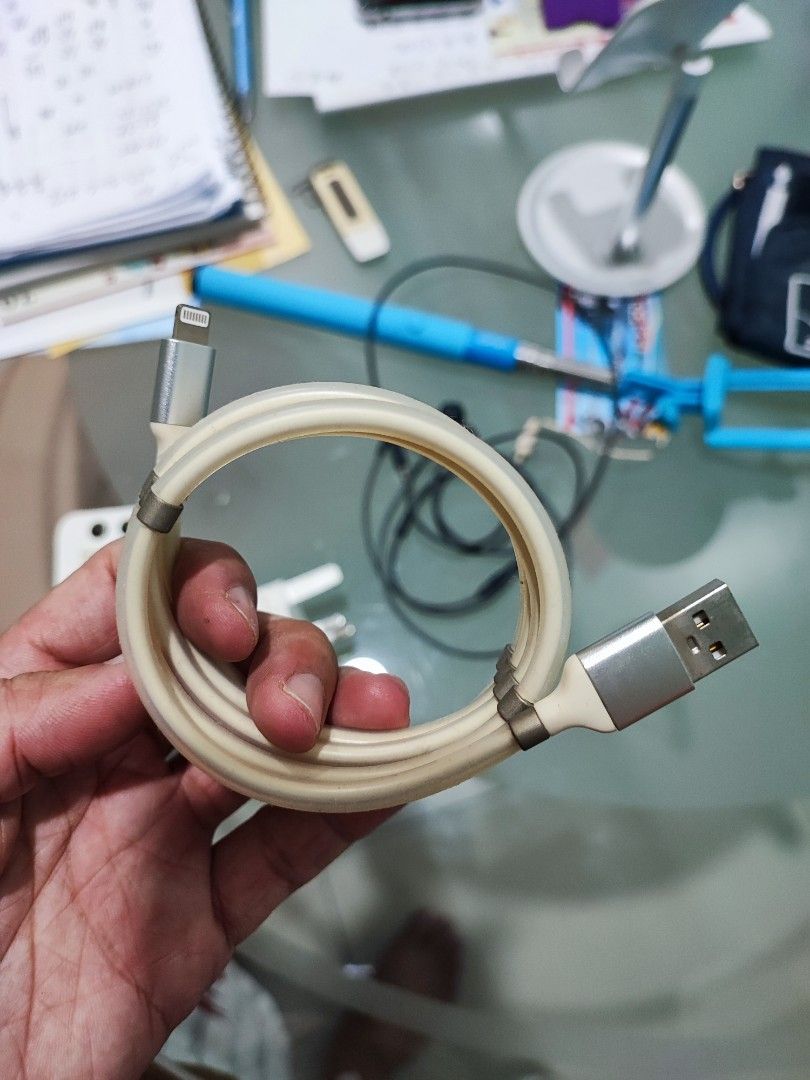 Magnetic lightning cable and slim flat lightning cable, Mobile Phones & Gadgets, Mobile & Gadget ...