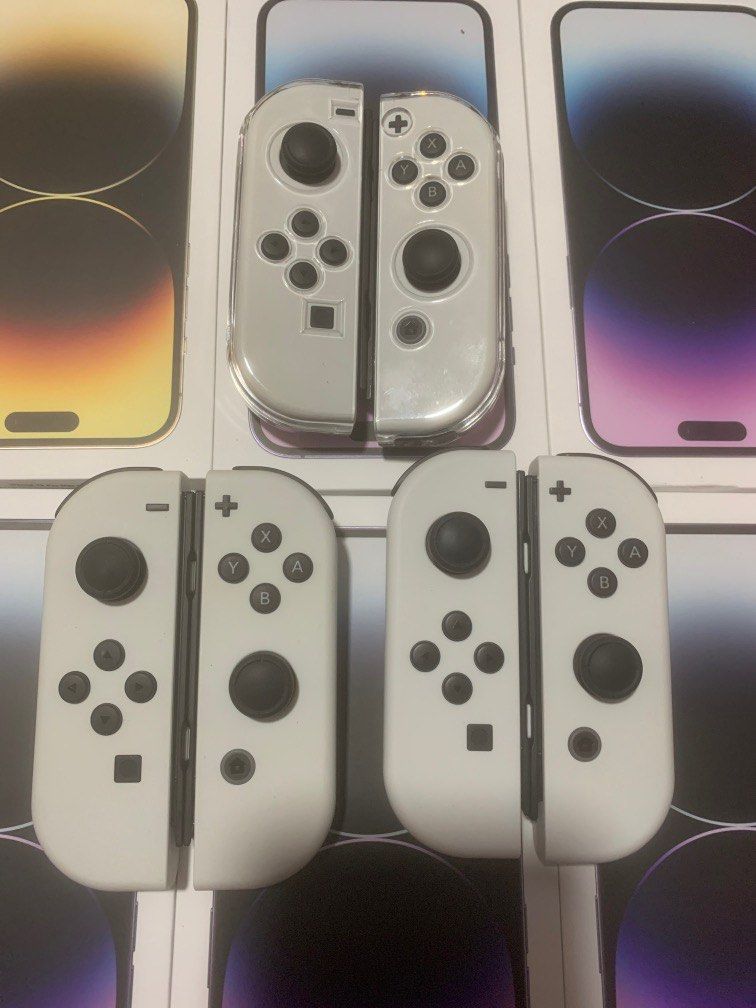 Nintendo Switch Joycons white, Video Gaming, Gaming Accessories ...