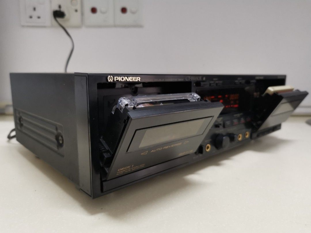 Pioneer CT-W650R Stereo Double Cassette Tape Player with Dolby B/C and HX-Pro noise reduction ...